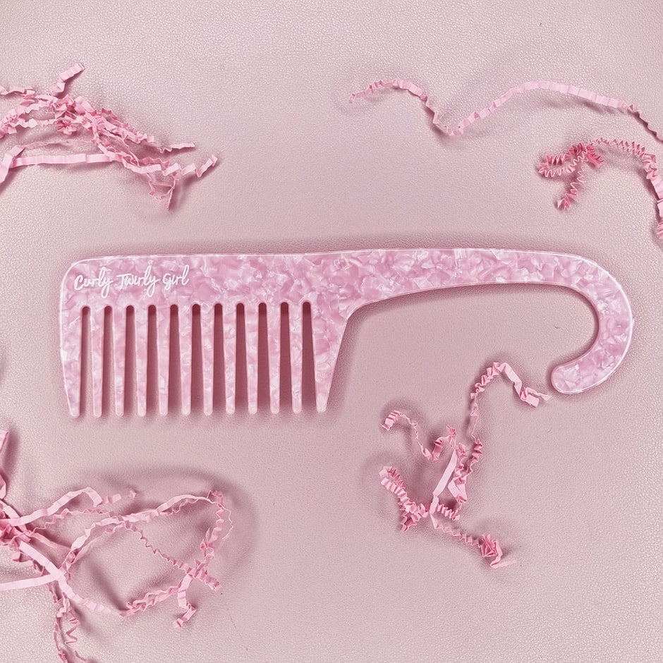 How To Use A Wide Tooth Comb For Curly Hair - Curly Twirly Girl